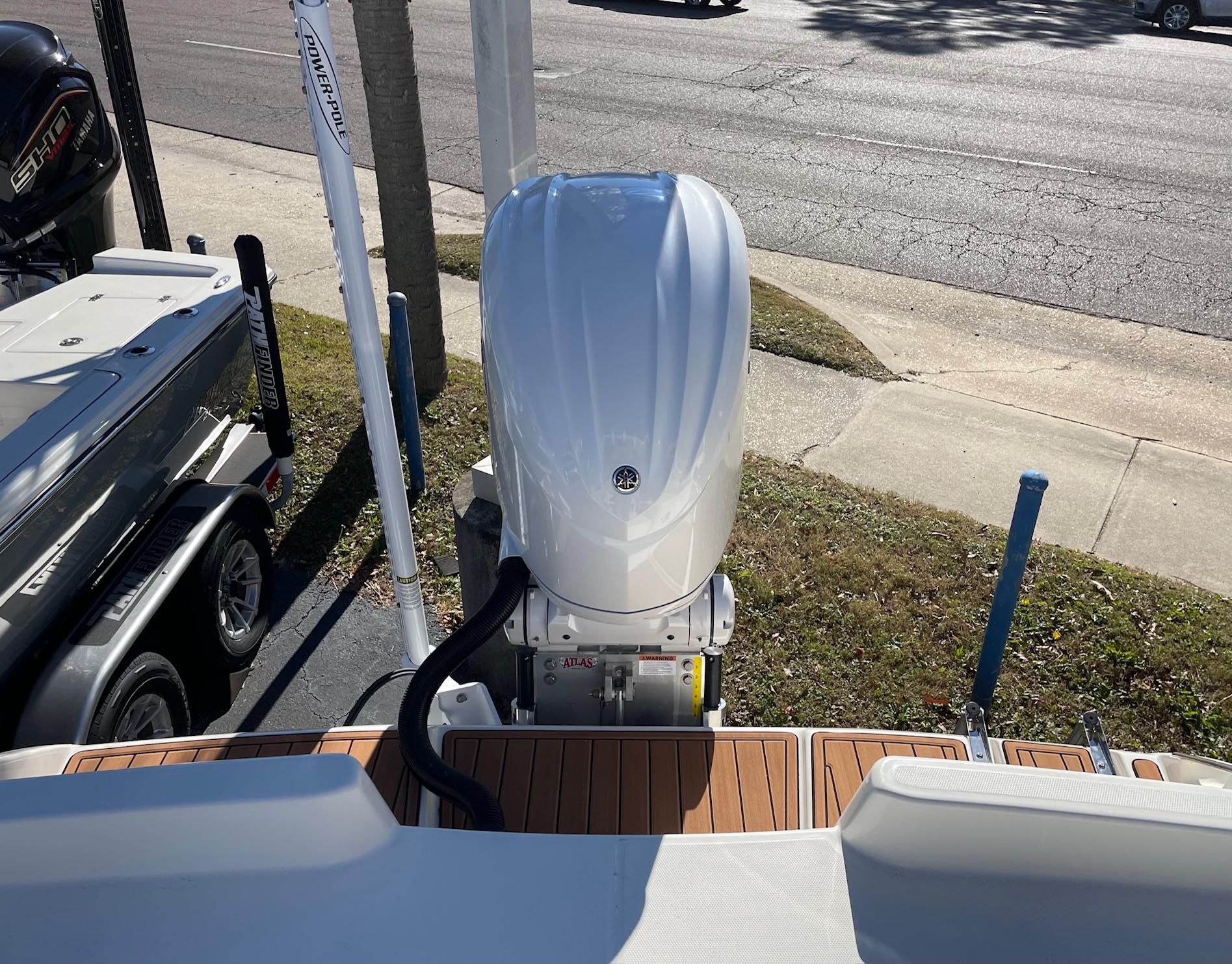 2024 Pathfinder 2400 TRS Centre Console for sale - YachtWorld