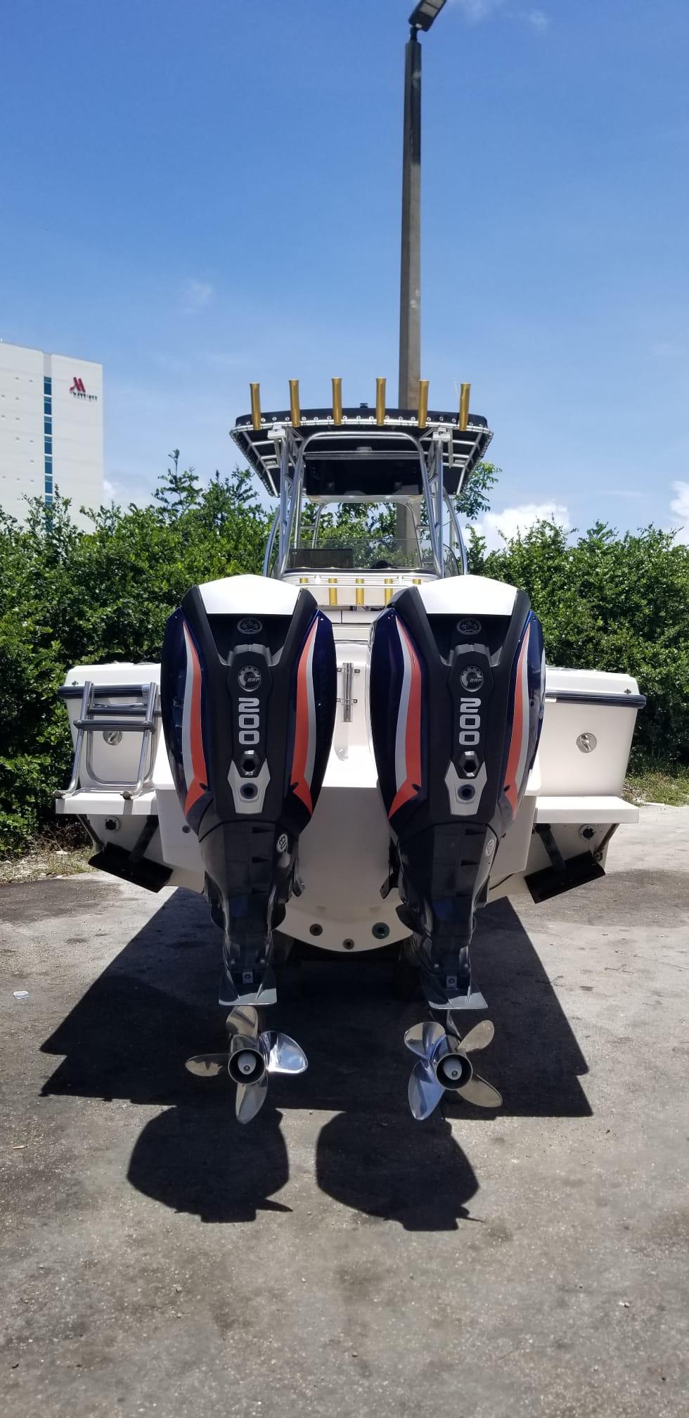 1993 Intrepid 26 Walkaround Kajuitboten te koop- YachtWorld