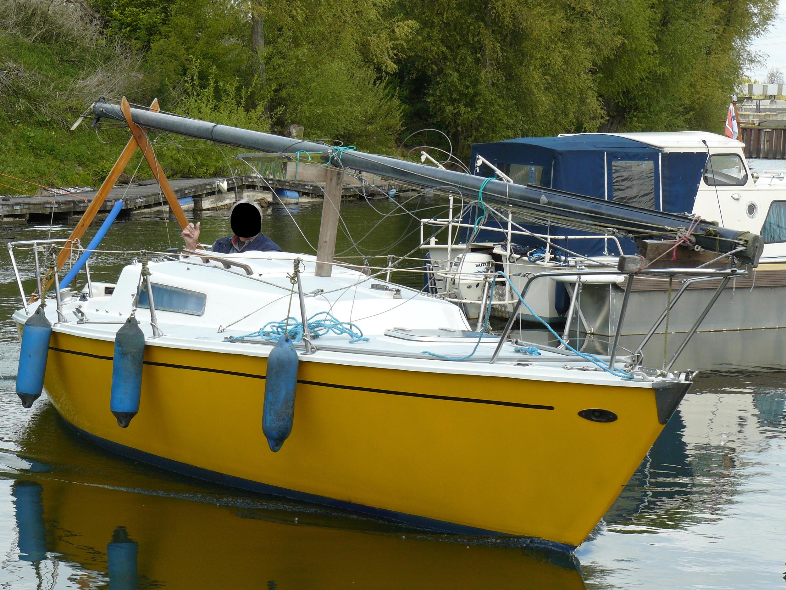 Bucero Plastivela Kajuitzeilboot | 1978 | 7m | Boatshop24
