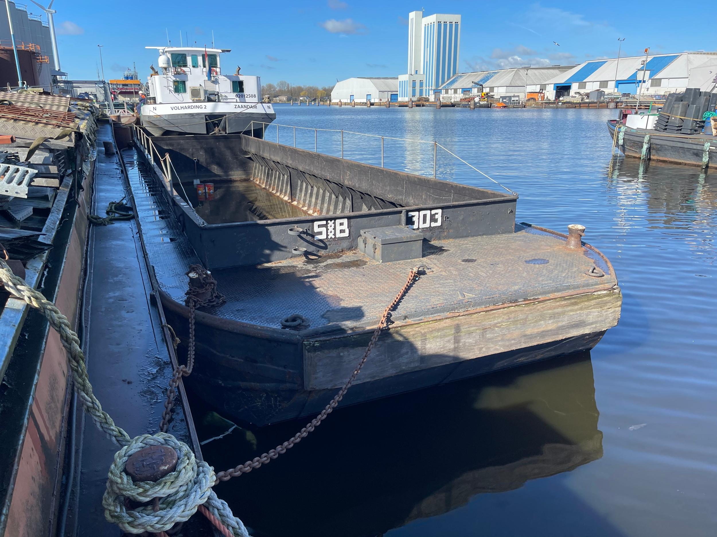 Vrachtduwbak SB 303 | 1972 | 21m | Boatshop24