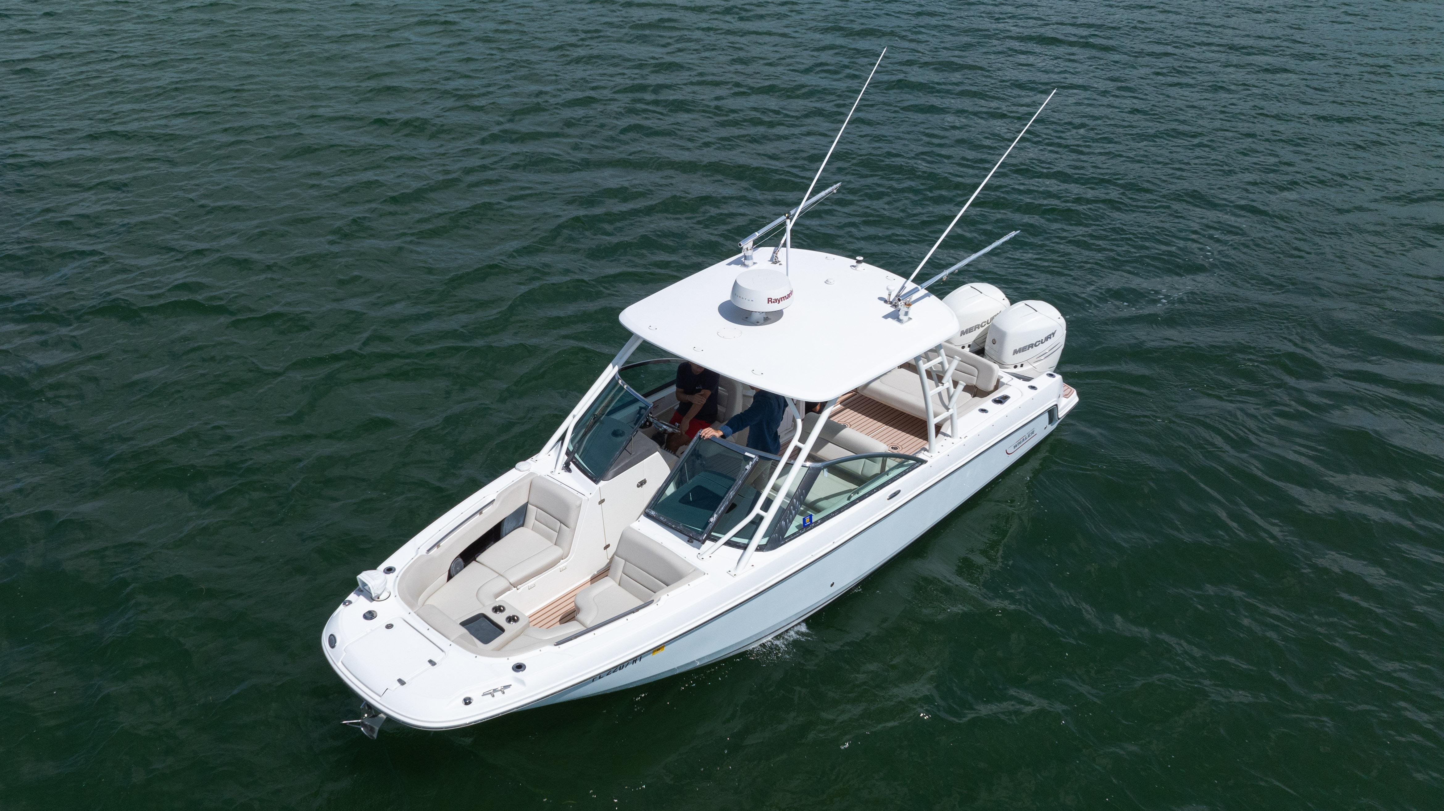 2017 Boston Whaler 270 Vantage Dual Console for sale - YachtWorld