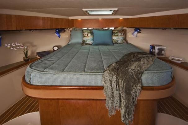 2011 Rampage 41 Express - Weber Yachts