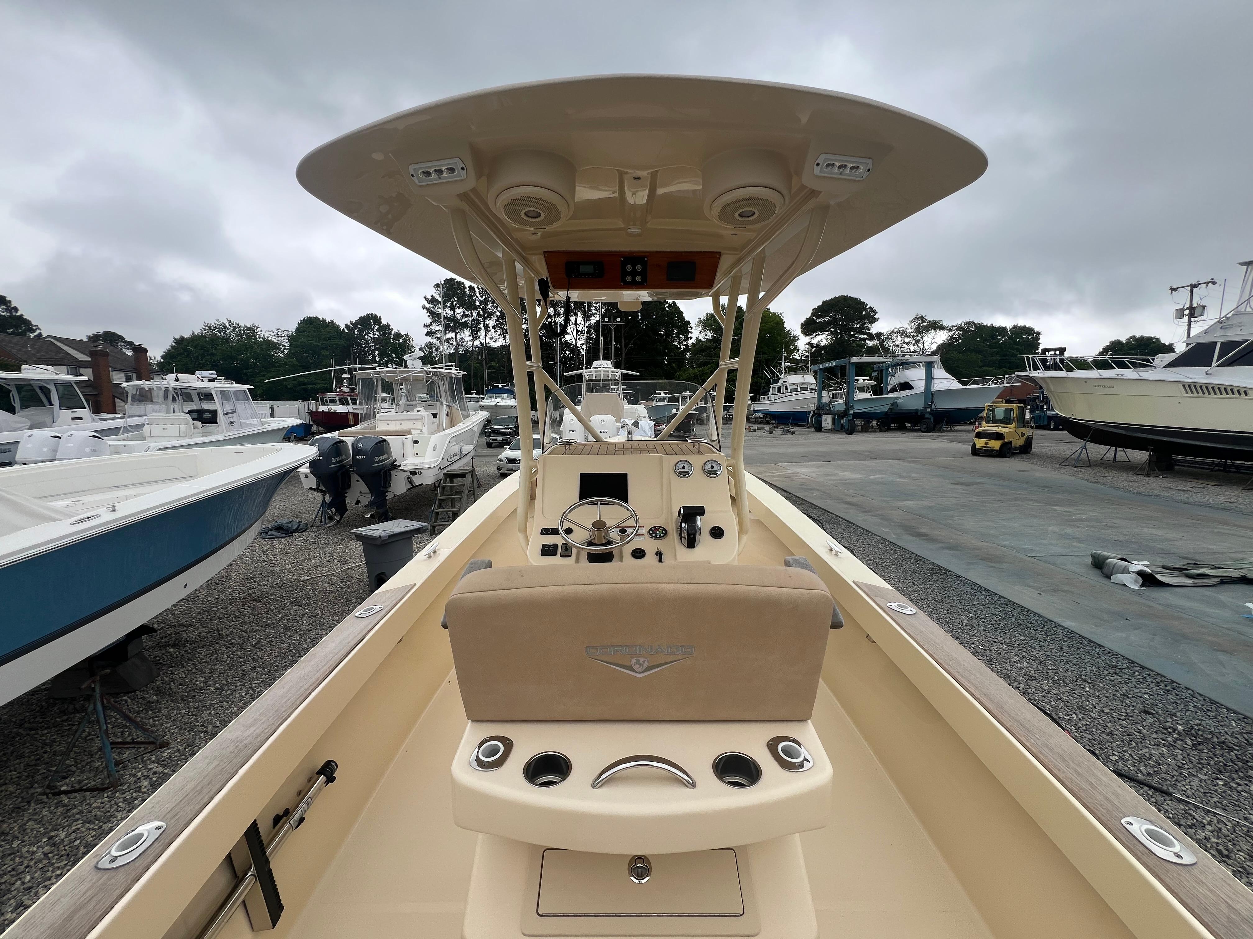 2020 Century Coranado 23 Center Console for sale - YachtWorld