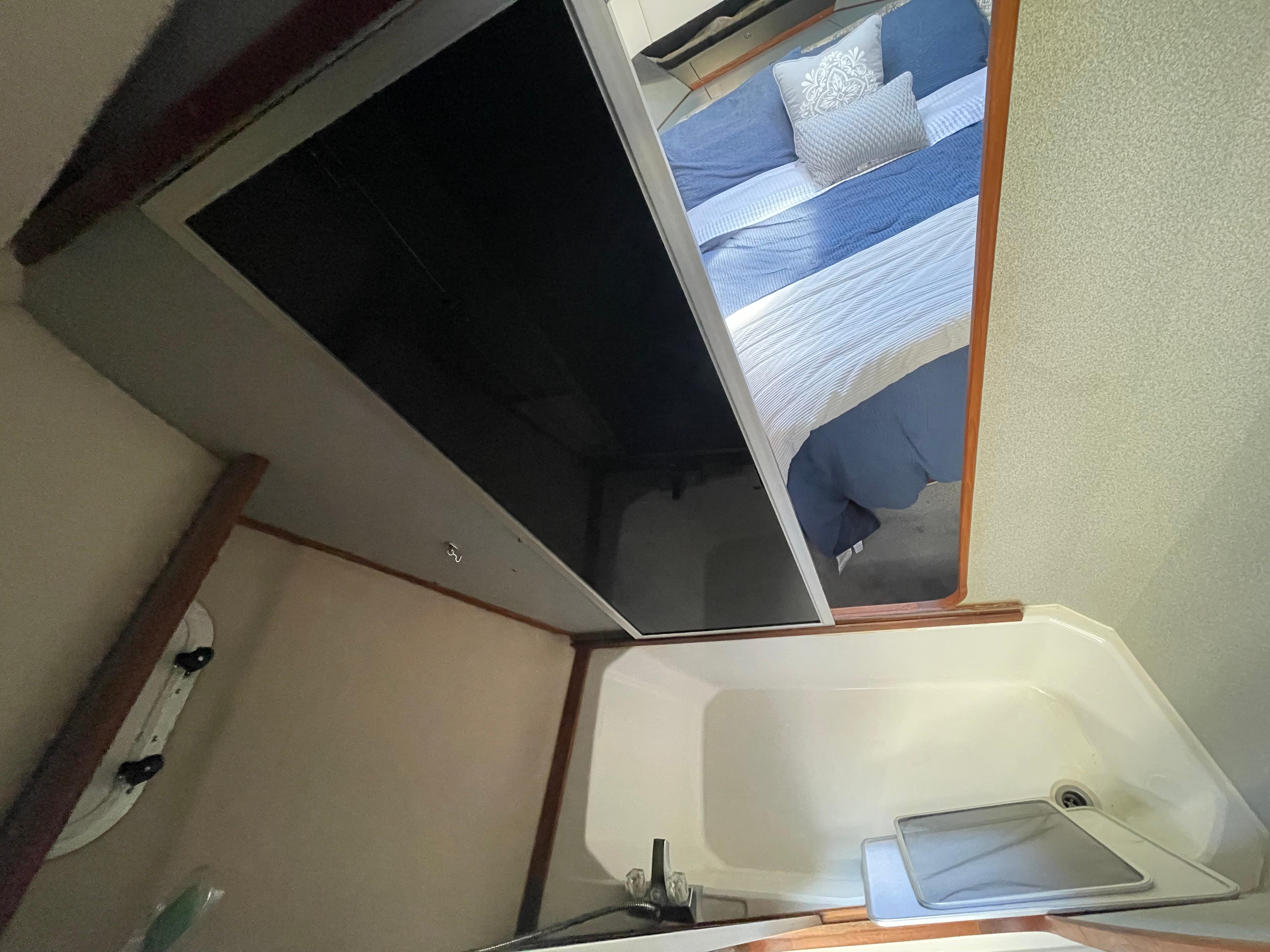 1993 Bayliner 3888 Motoryacht Motor Yacht for sale - YachtWorld