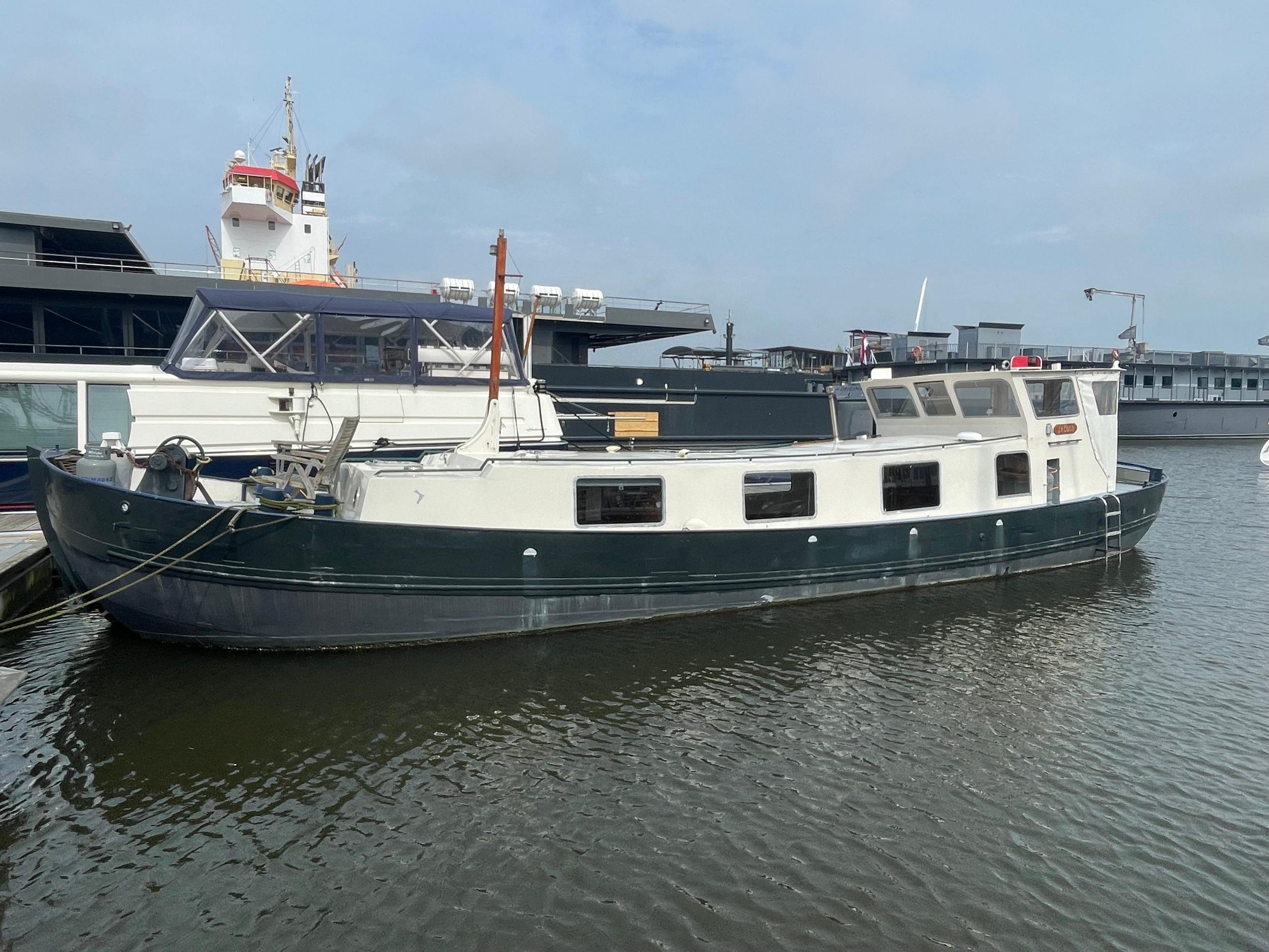 Tweedehands 1930 Varende Woonboot Woonaak 1500 In verkoophaven ...