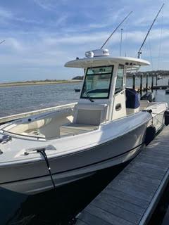 2021 Boston Whaler 250 Outrage Barcos de consola central en venta - YachtWorld