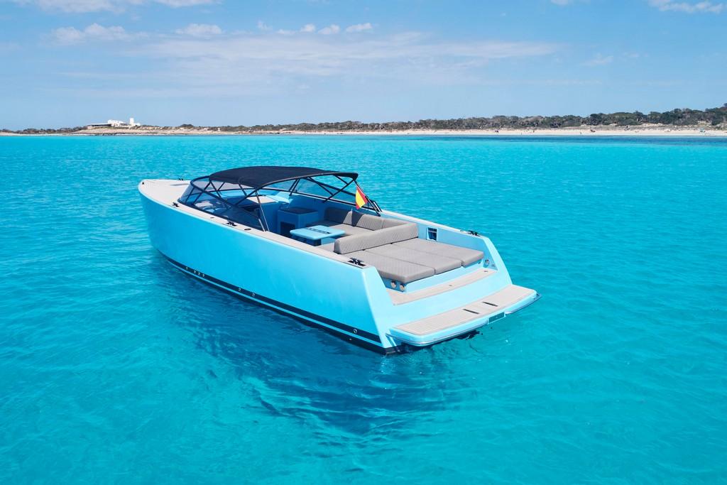 2010 VanDutch 40 Motor Yachts for sale - YachtWorld