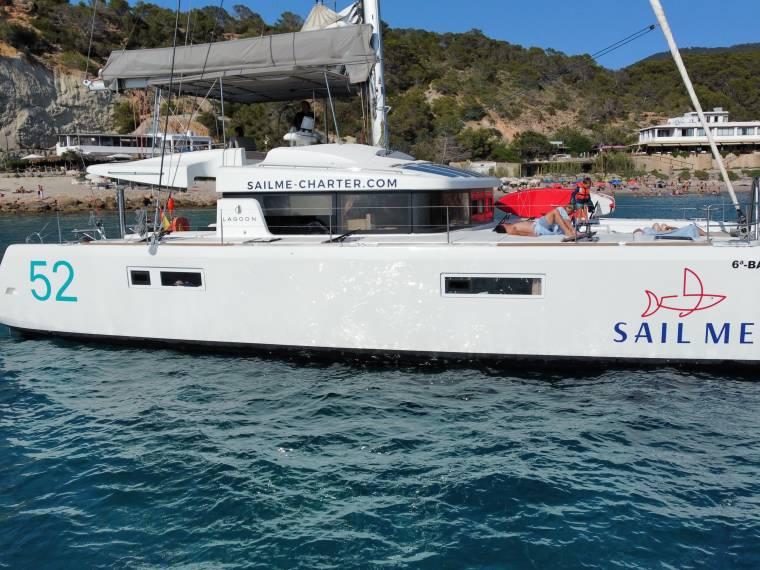Used Lagoon 52 F in Islas Baleares - iNautia