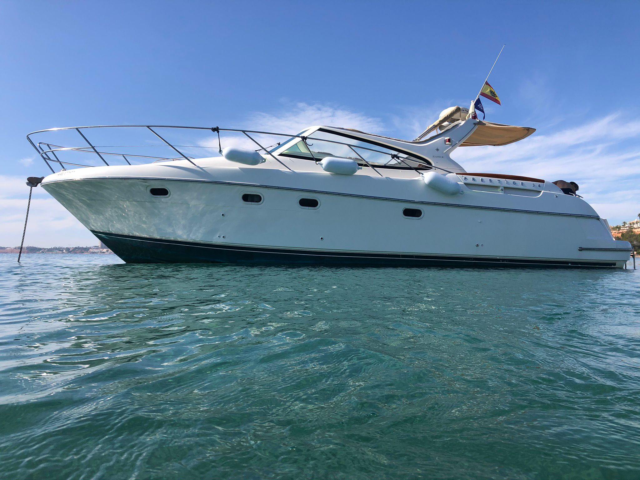 Used Jeanneau Prestige 34 in Alicante - iNautia