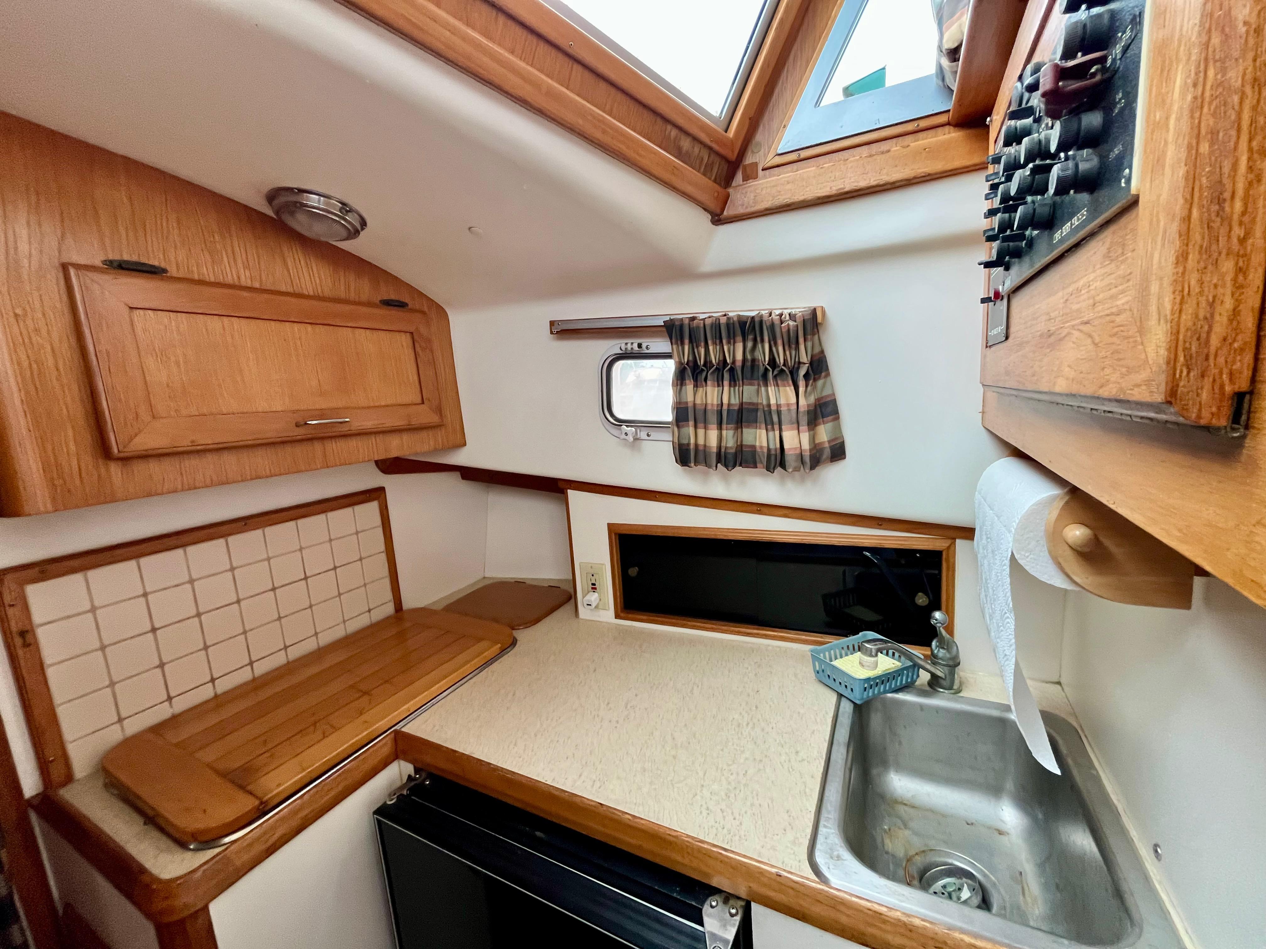 1991 Cape Dory 28 Trawler for sale - YachtWorld